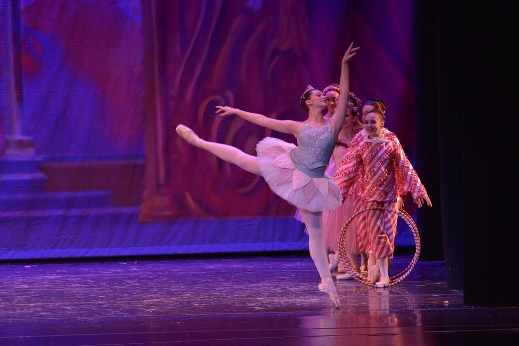 EHS senior works to change ballet body image stigma by designing and ...