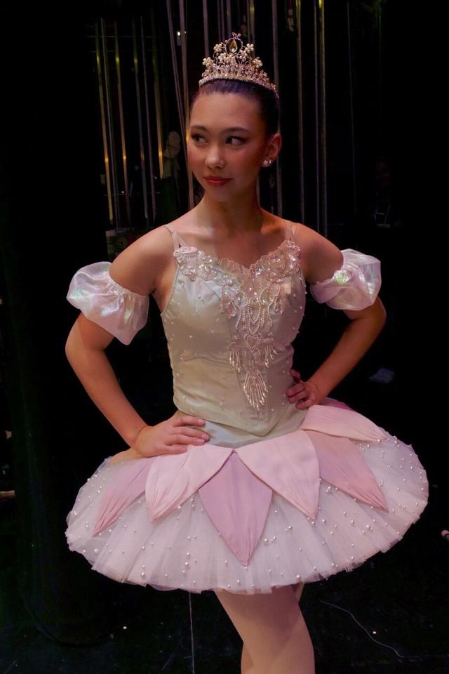 EHS senior works to change ballet body image stigma by designing and ...