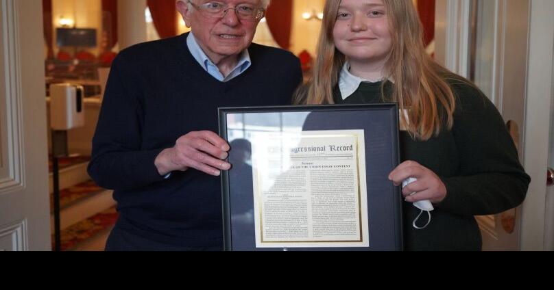 EHS students Jocelyn Dunn and Anna Pringle meet Senator Bernie Sanders ...