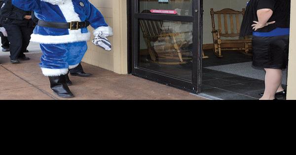Blue Santa Delivers Holiday Cheer | Estes Park News | estesparknews.com