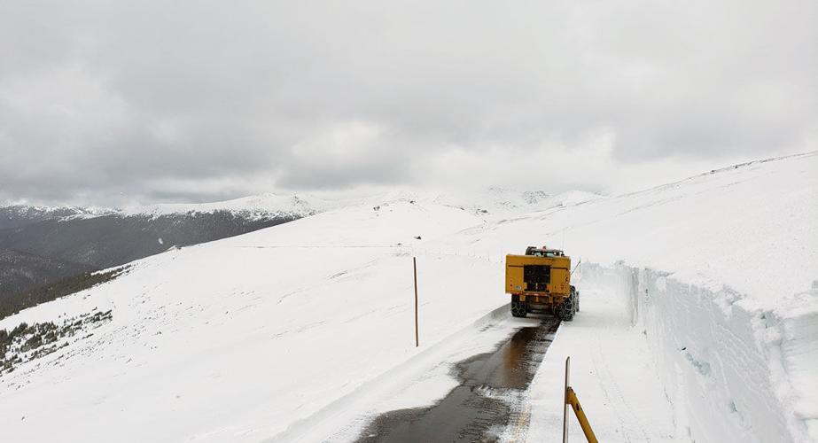 Trail Ridge Road Plowing Update | RMNP News | estesparknews.com