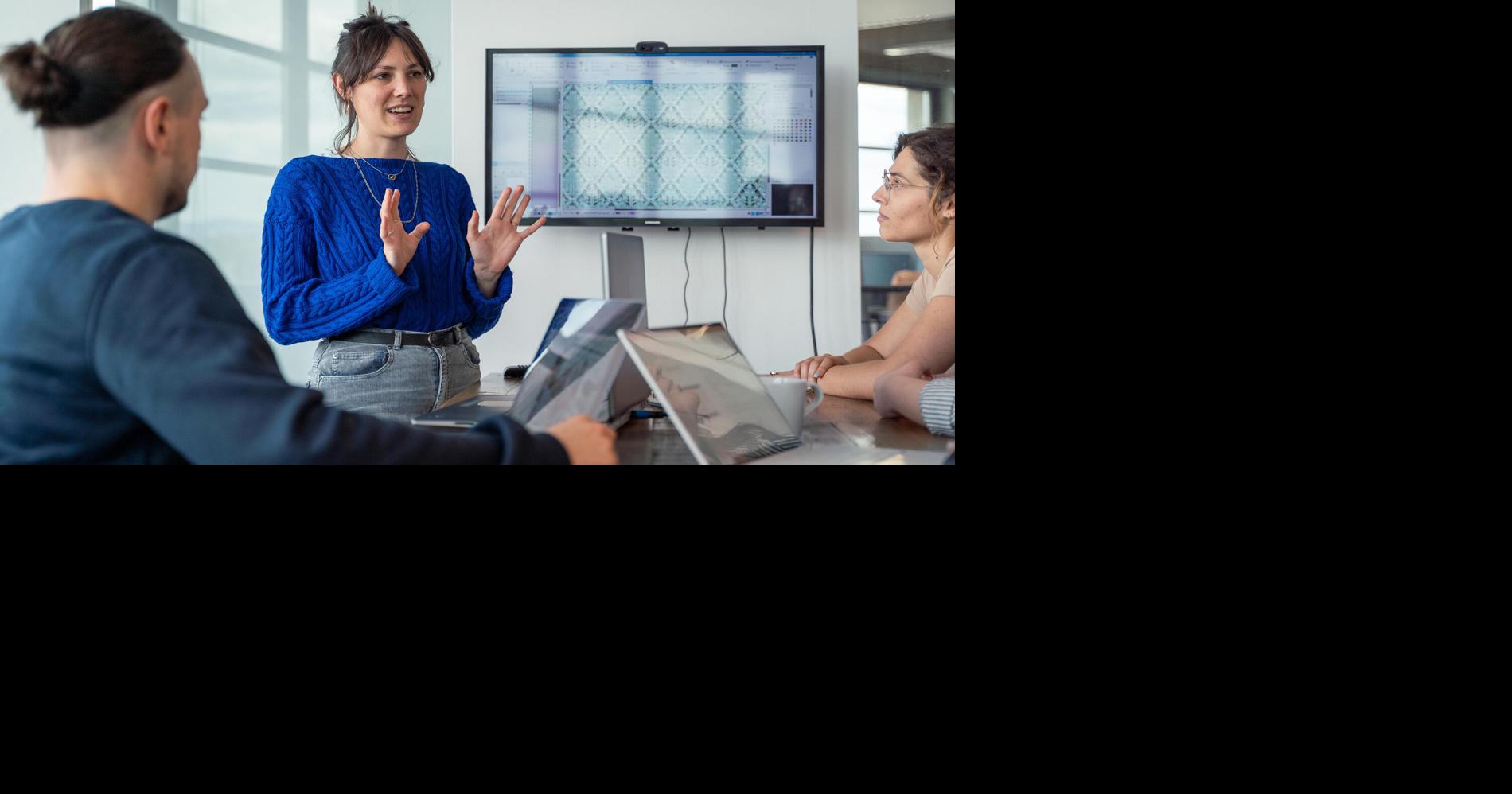 CREATE DESIGN by KM.ON, STOLL revolutionizes 3D knitwear design ...