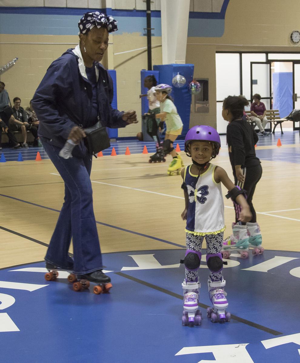 Families enjoy skating together at Franconia Rec Center | Arts ...