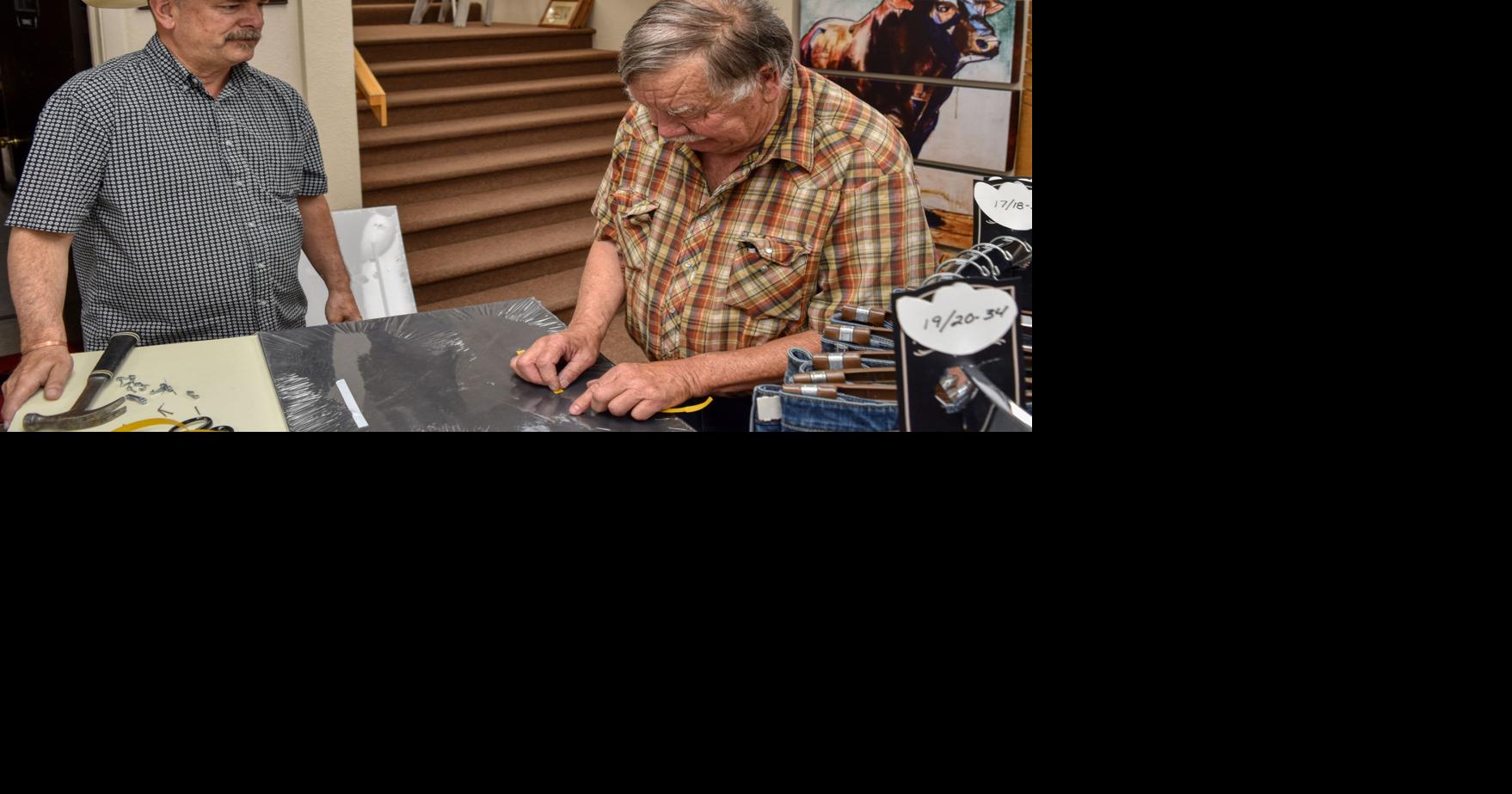 Hoglund's Hangs Gus Wolfe Prints | National | fairfieldsuntimes.com