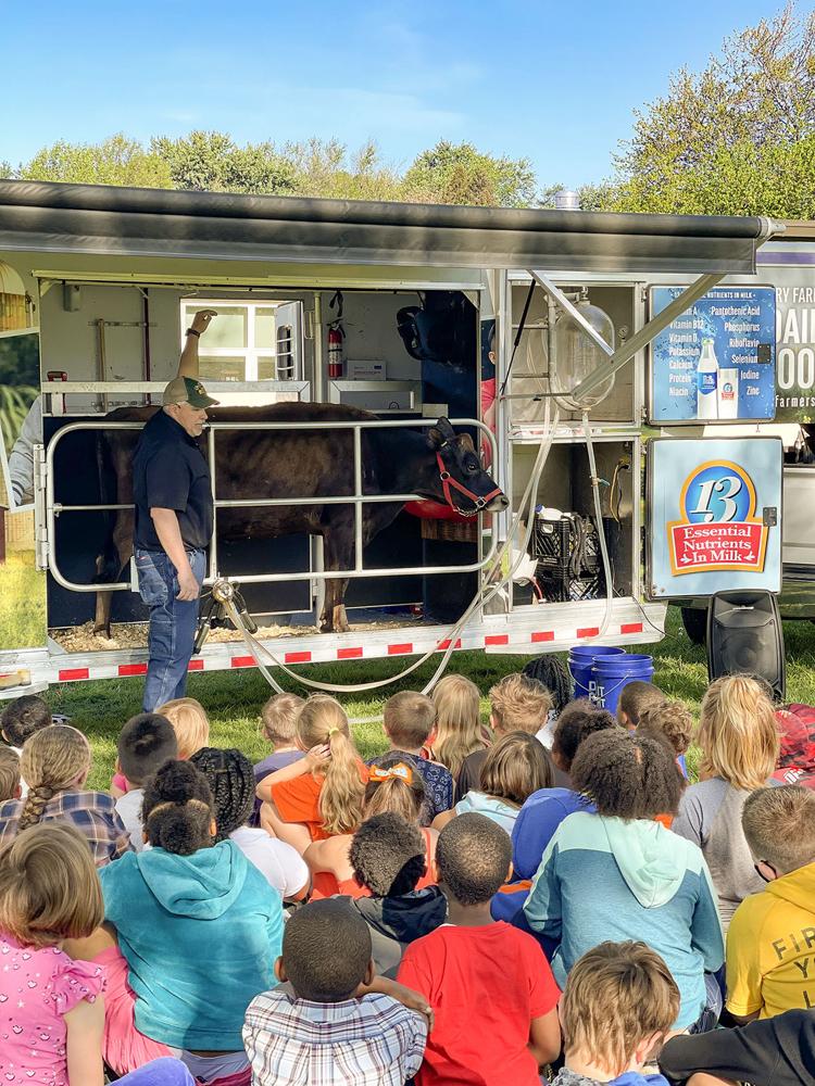 The dairy story is on the MOOve with new Mobile Dairy Classroom | General | farmweeknow.com