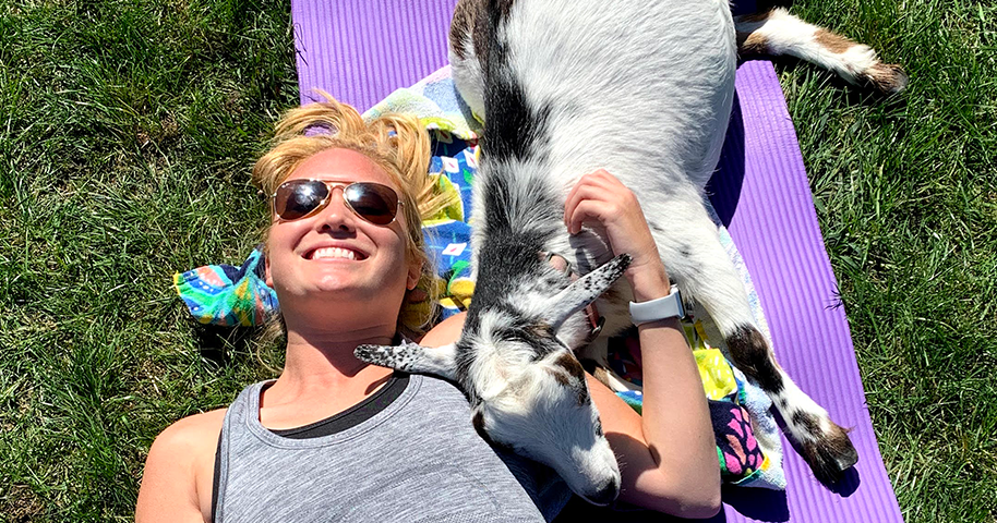 Kane County farm connects people, goats and yoga | State | farmweeknow.com