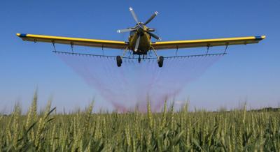 U of I Extension fly-ins help aerial applicators calibrate | Crop ...