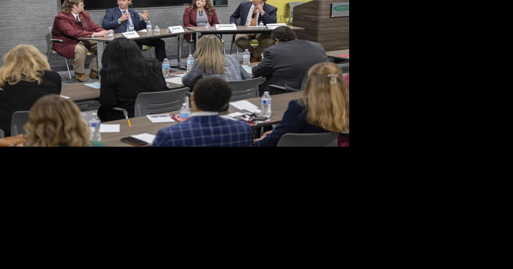 Loker wins Collegiate Discussion Meet | General | farmweeknow.com