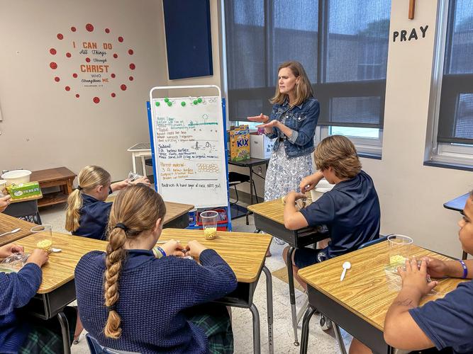 Award-winning teacher uses eating 'dirt' as teaching tool | General ...