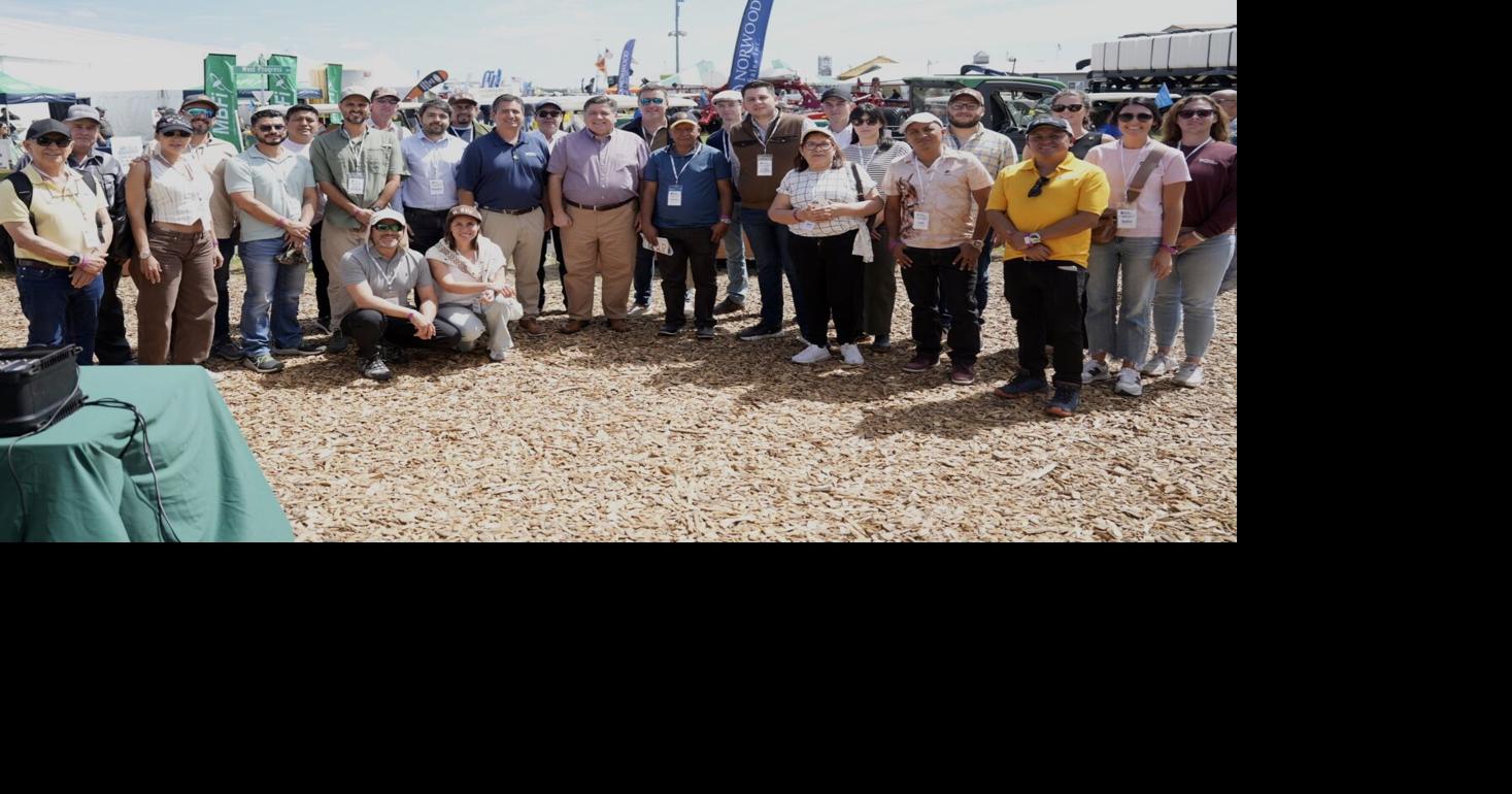 Grain tour visits Farm Progress Show | General | farmweeknow.com