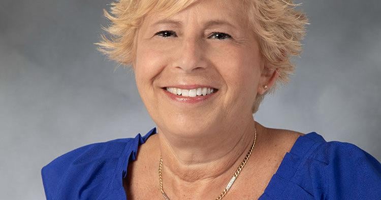 Cebrina Hardy | | farmweeknow.com