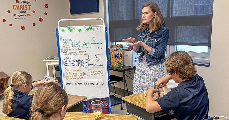 Award-winning teacher uses eating 'dirt' as teaching tool | General ...
