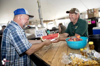 Specialty growers interact with state fairgoers | General | farmweeknow.com