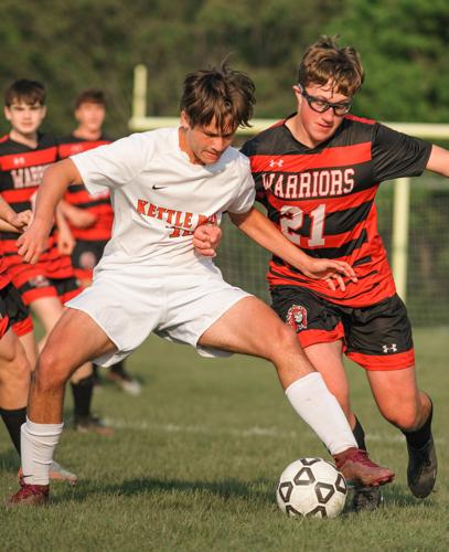Kettle Run boys suffer “heartbreaking’ 1-0 loss in soccer semis at ...