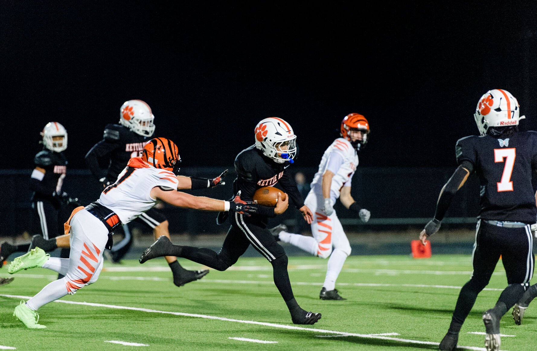 Kettle Run Cougars defeat Brentsville in region semifinals | News | fauquier.com