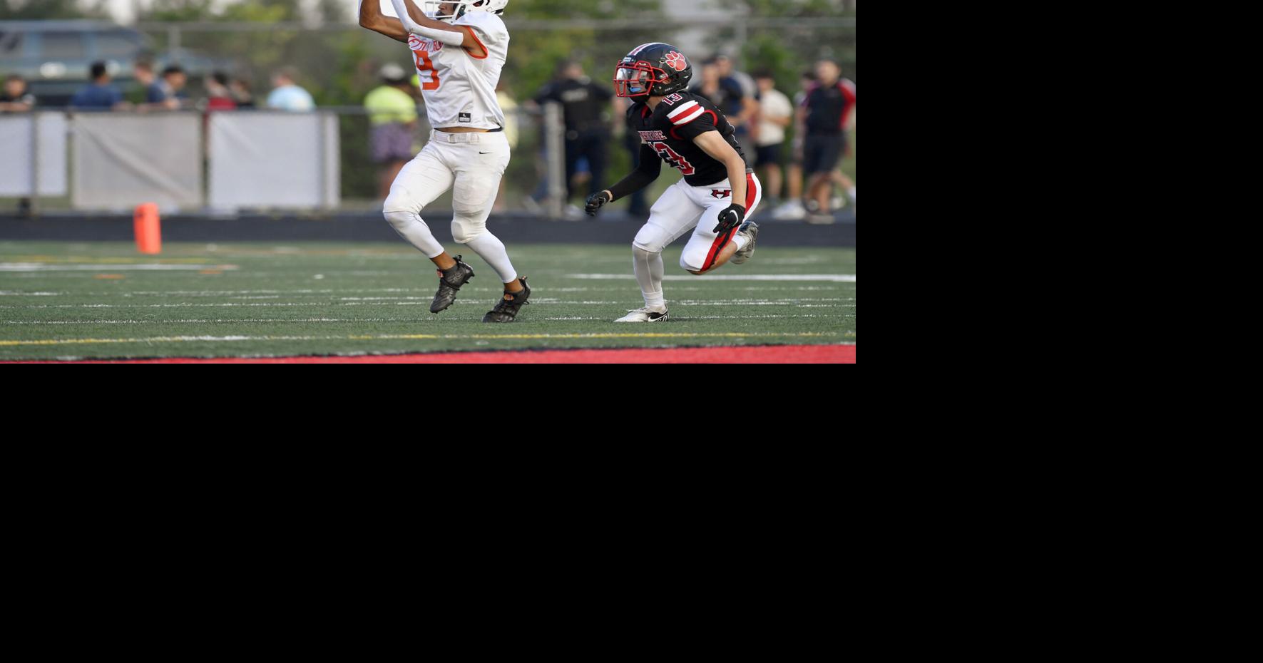 KETTLE RUN FOOTBALL: Tapscott's three TD catches help Cougars overpower ...