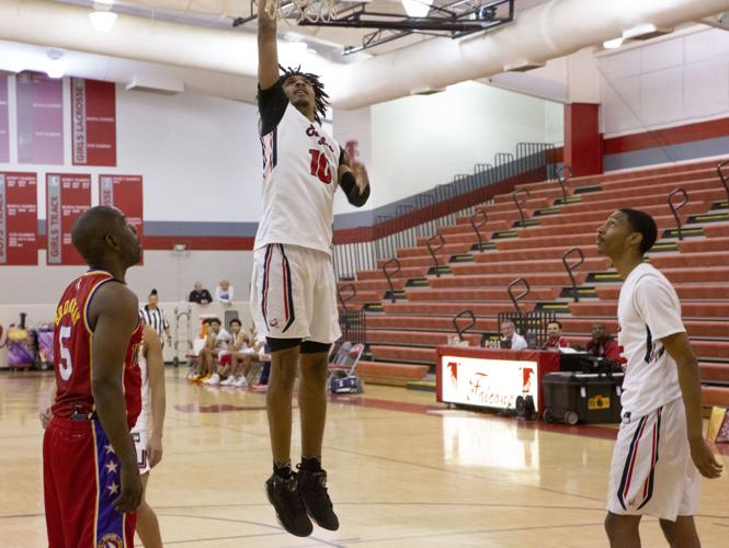 PHOTOS: Comedy basketball team performs at Head Start fundraiser ...