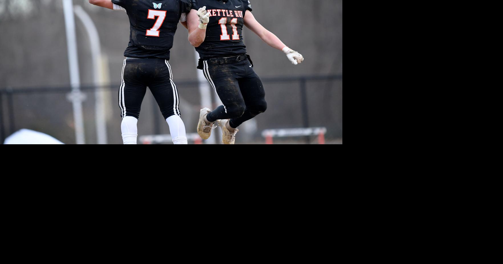 PHOTOS: Kettle Run football defeats Lafayette 27-7 in state semifinal ...