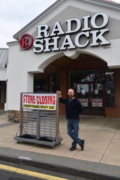 UPDATED: Radio Shack closing, internet service to continue | News ...