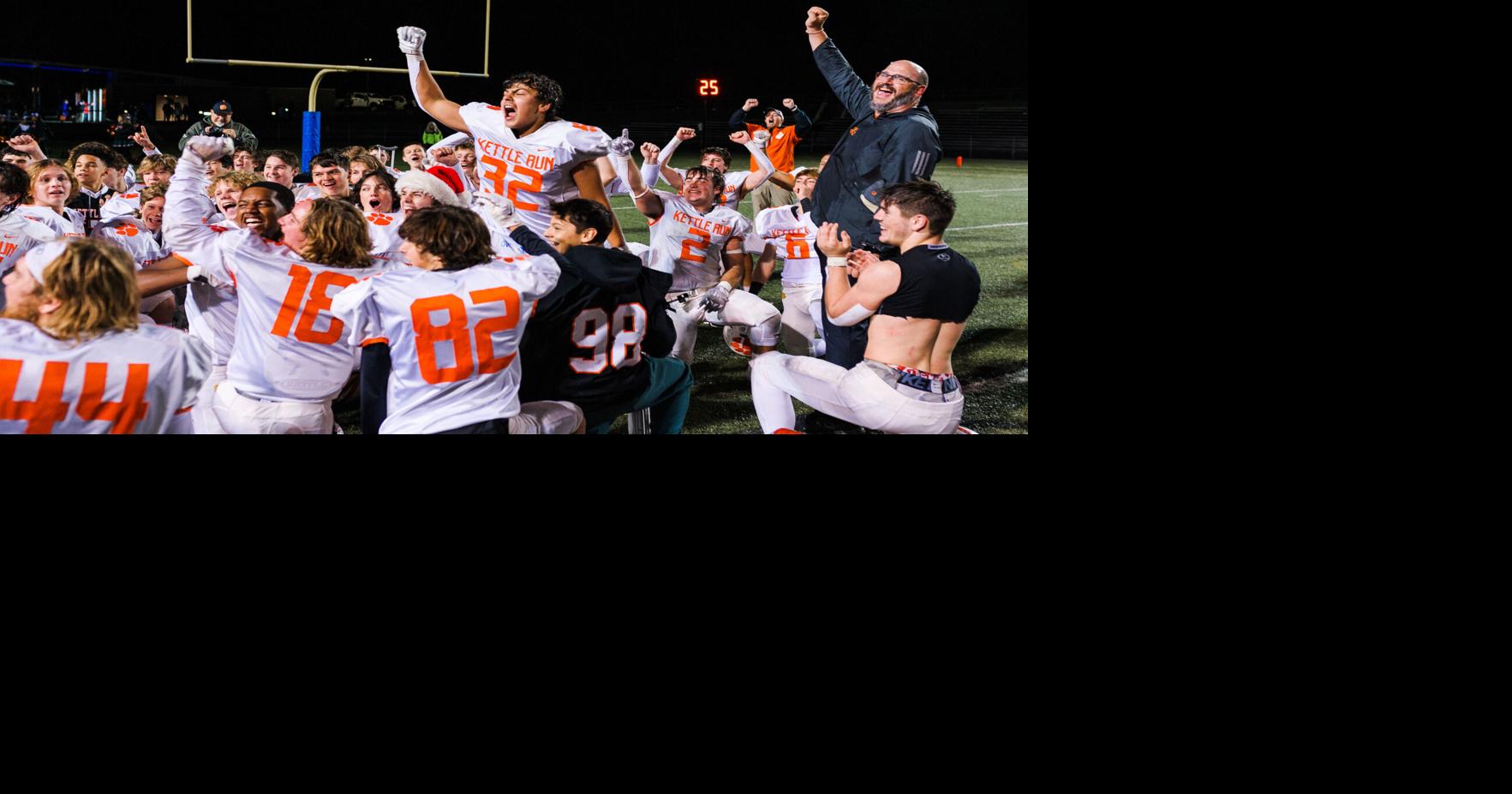 KETTLE RUN FOOTBALL: History-making Cougars down E.C. Glass 30-14 to ...
