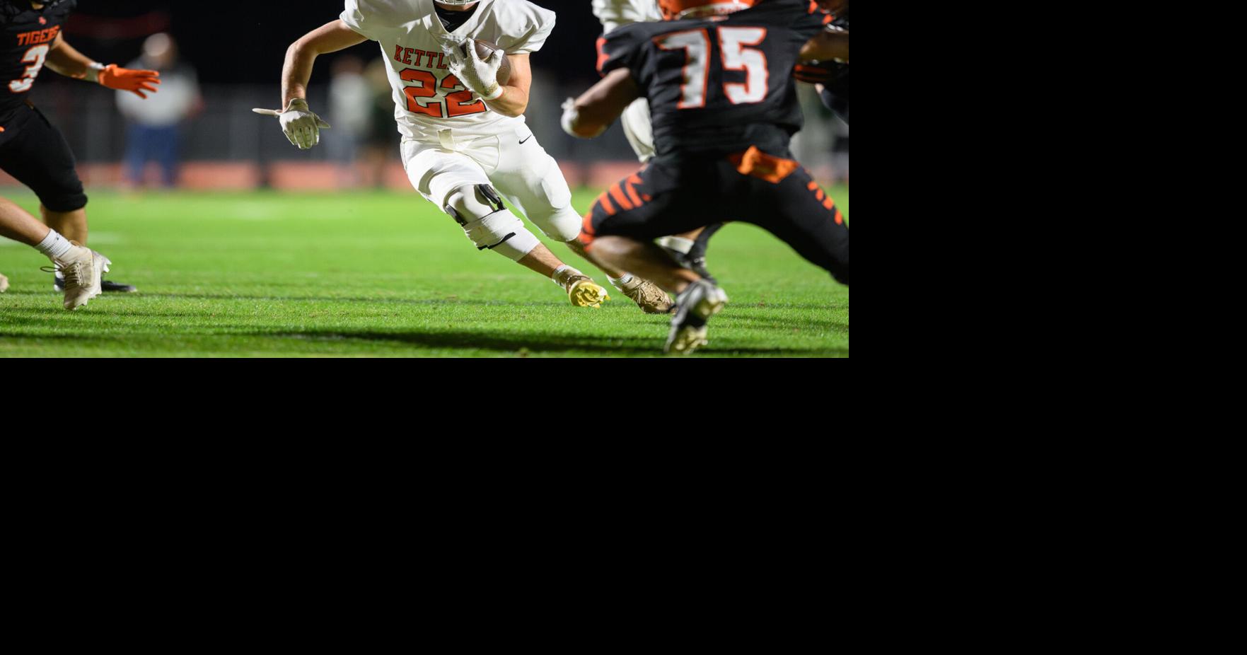 PHOTOS: Kettle Run football downs Brentsville to finish undefeated ...