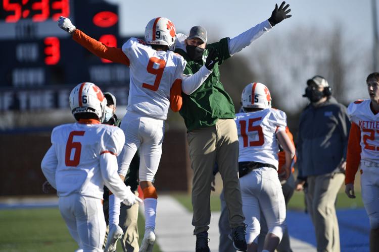 Kettle Run football pulls away from Fauquier 44-0 thanks to Chumley ...