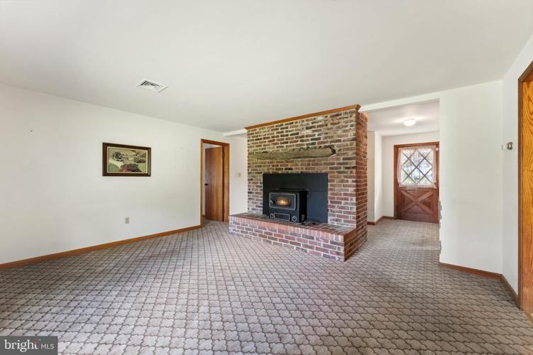 4592 Leeds Manor Road, Markham | Real Estate | fauquiernow.com