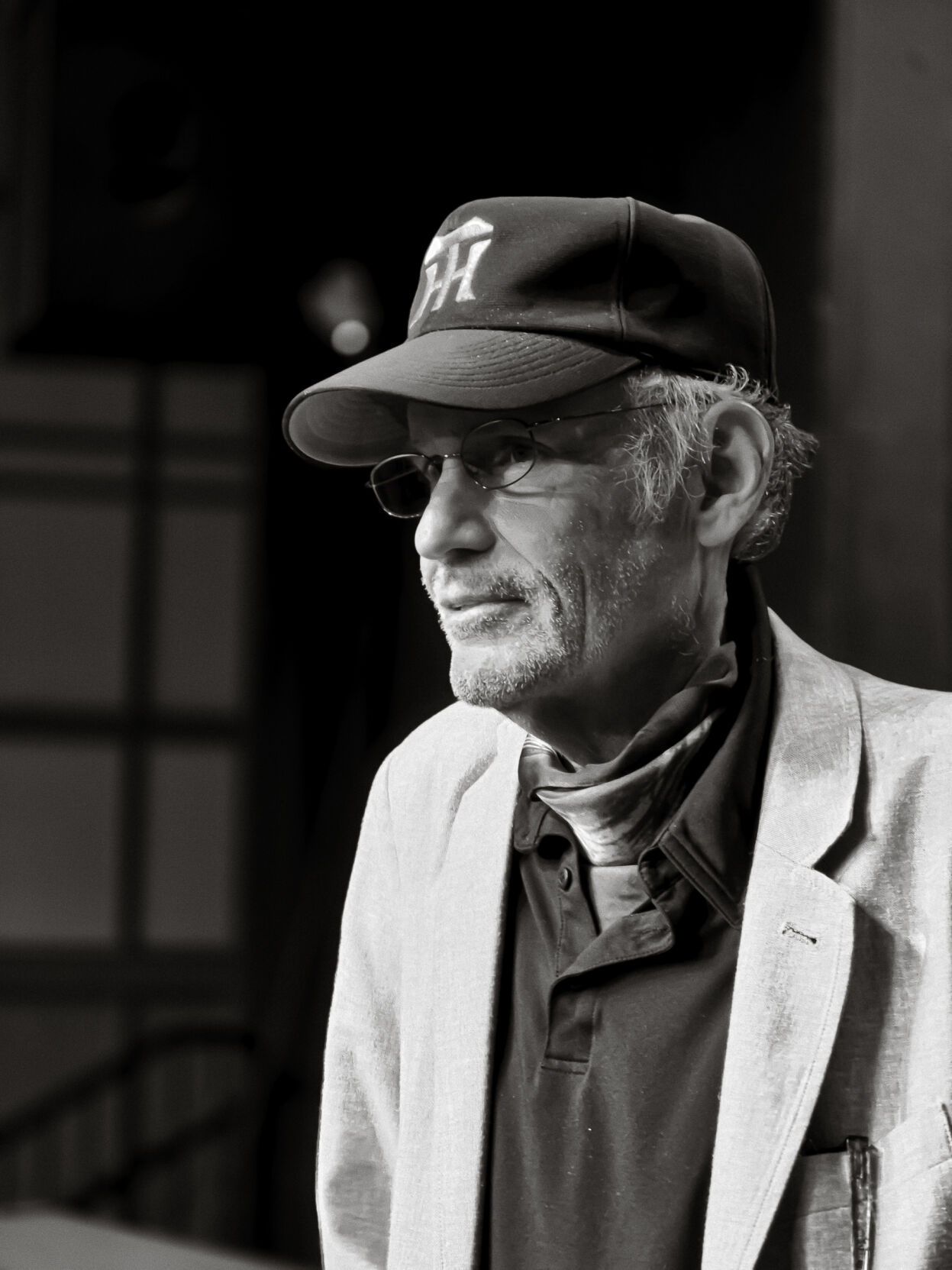 Middleburg native Ross MacKenzie returns home to stage drama ...