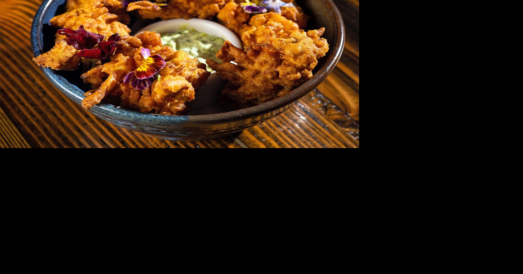 Pumpkin Pakora with Spicy Basil Mayo | Vegetarian | feastandfield.net