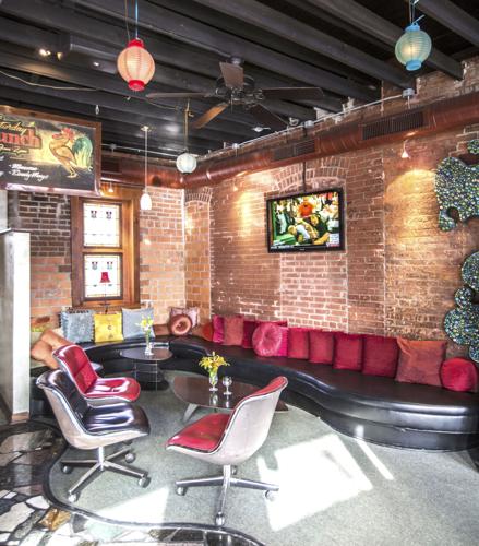 Frazer's Restaurant & Lounge Has a Great Bar, Too