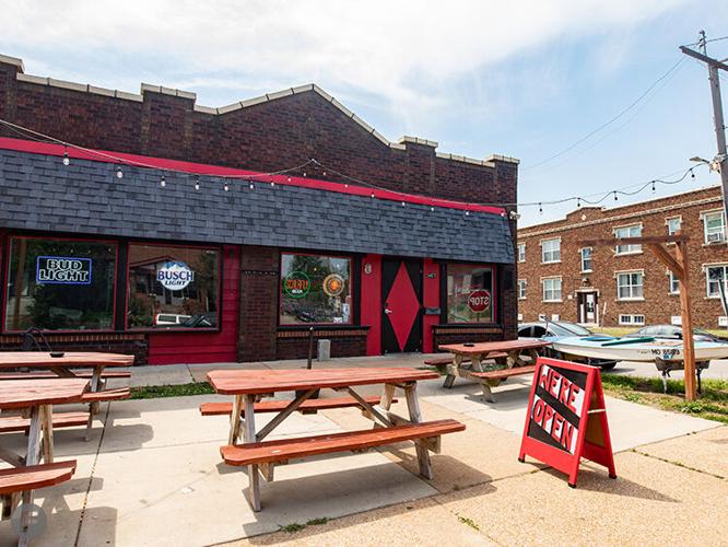 In South St. Louis, the newly opened Bootleggin’ Bob’s pairs Kansas ...