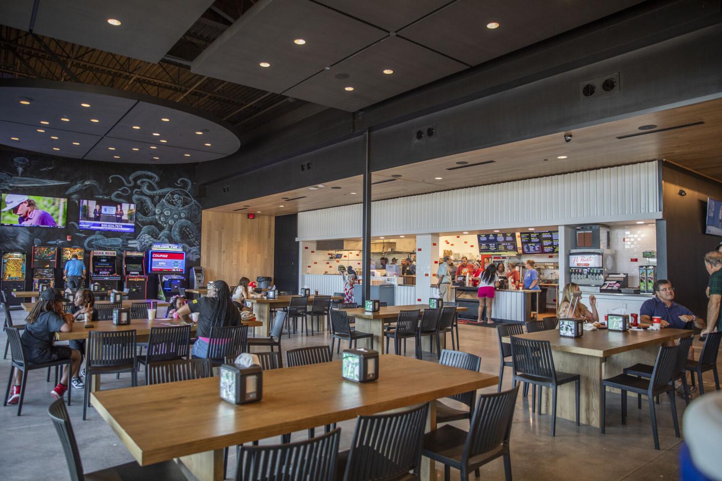 4 Hands and Hi-Pointe team up at Chesterfield's The District