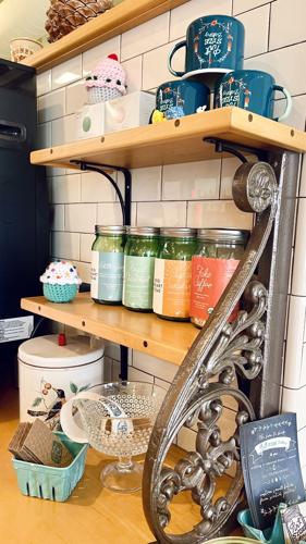 pint size bakery counter side