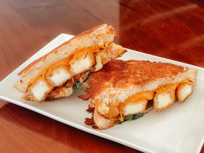 Epic Burgers, a new ghost kitchen, opens inside of the Marriott Kansas ...