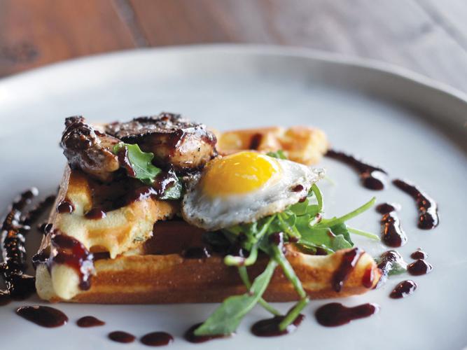 The Muddled Pig Gastropub Serves Chef-Driven Pub Fare in Maplewood