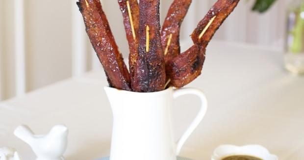 Cajun-Spiced Bacon Candy with Smoky Jalapeño Hot Sauce
