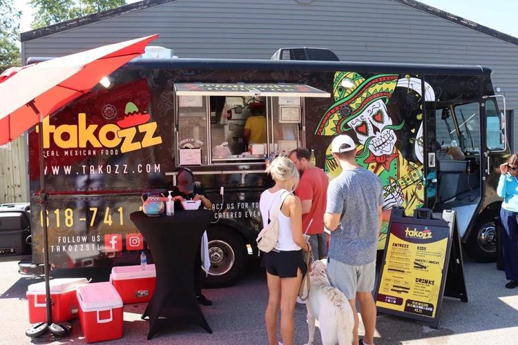 Takozz brings traditional Mexican street food to the Metro East
