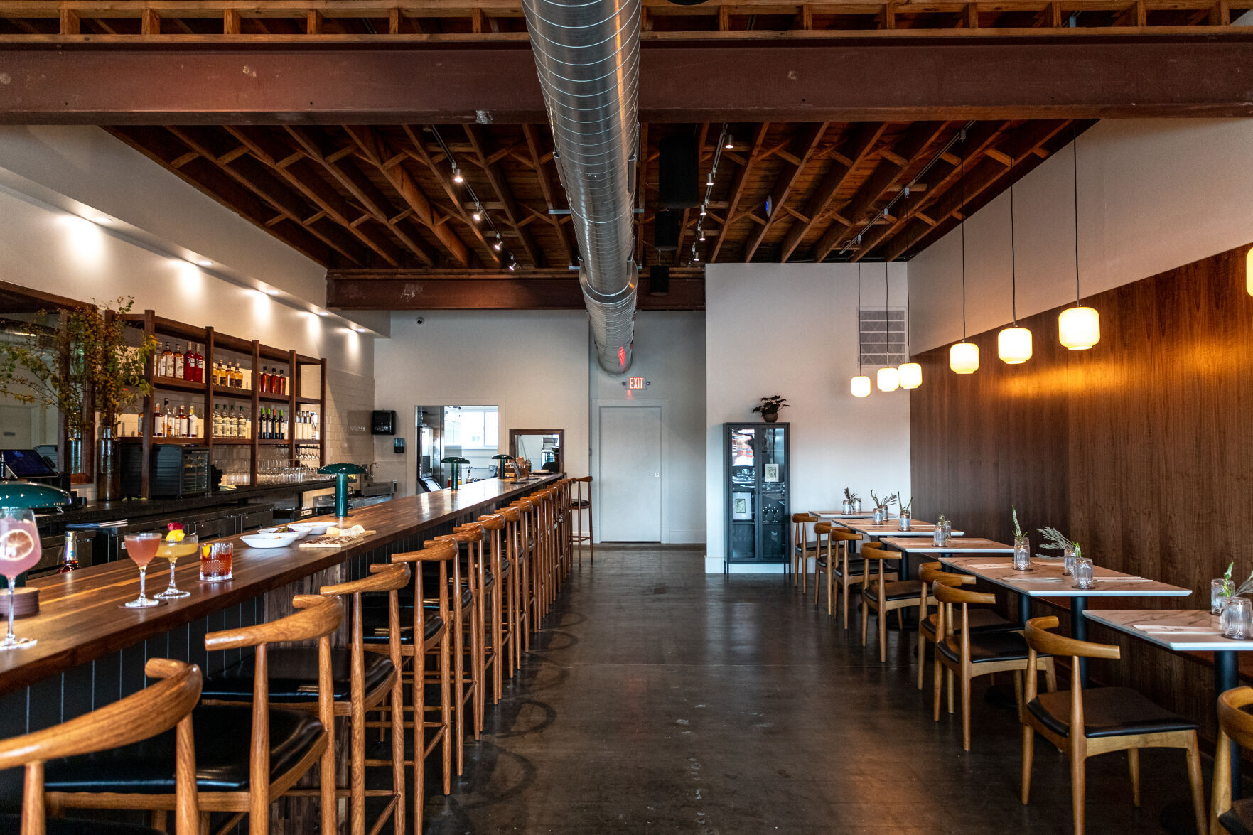 Off Elm blends sophisticated cocktails with casual elegance