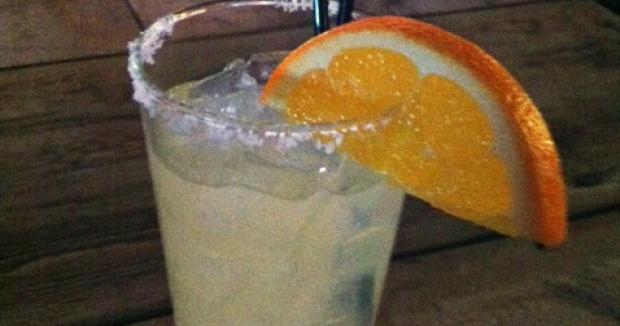 THE FEED: Diablitos Cantina Bartender Shares Mezcal Margarita Recipe