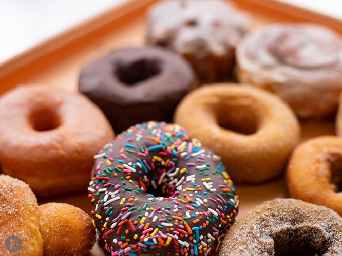 World’s Fair Donuts Reopens in St. Louis With Classic Donuts, Fried ...
