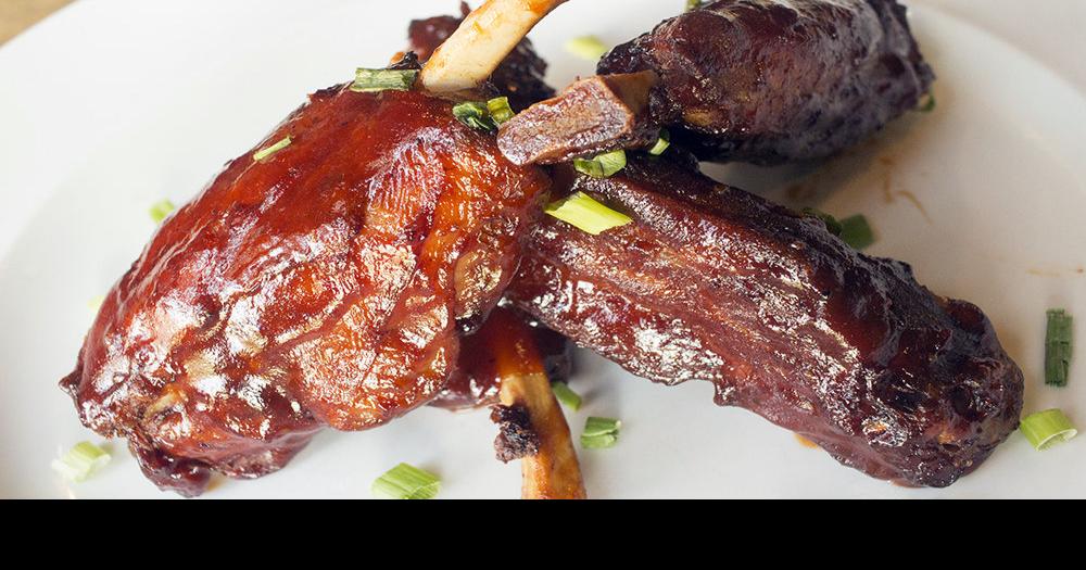 StackHouse Pub & Grill At Hog Hollow Now Open in Chesterfield