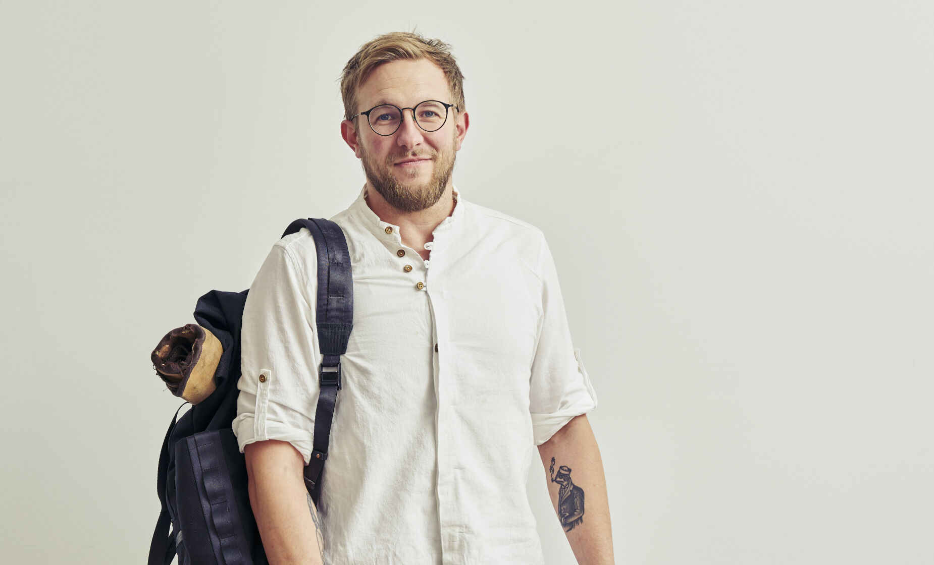 Jonathan Lorentzen Launches Bar Monde