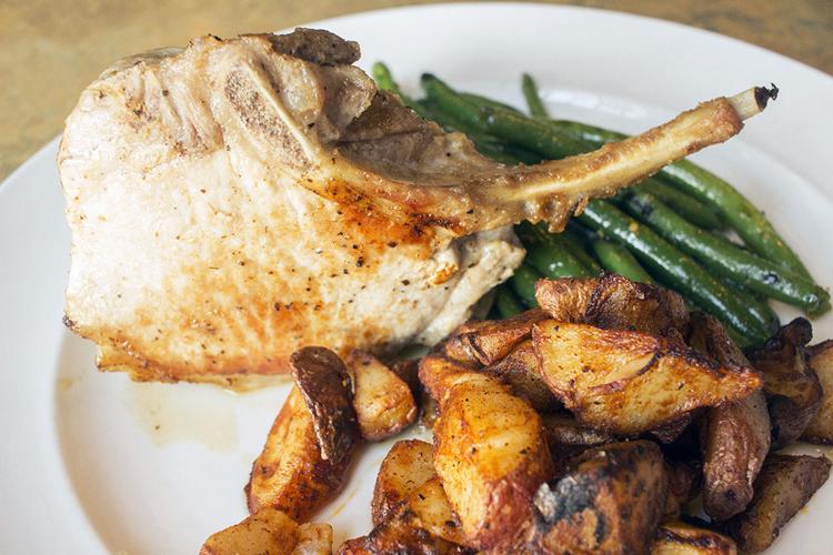 StackHouse Pub & Grill At Hog Hollow Now Open in Chesterfield