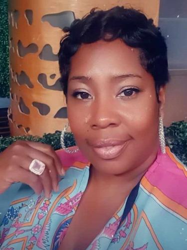 A Taste of Paradise crafts mystery-flavored lemonades