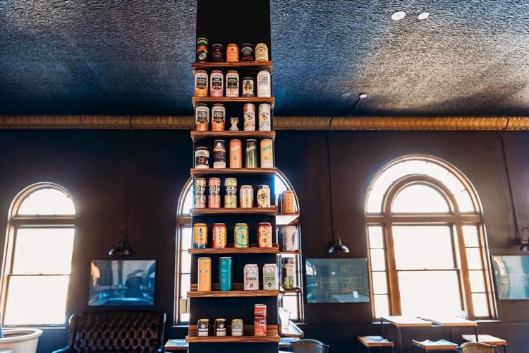 Night Fox bar opens in Waterloo, Illinois