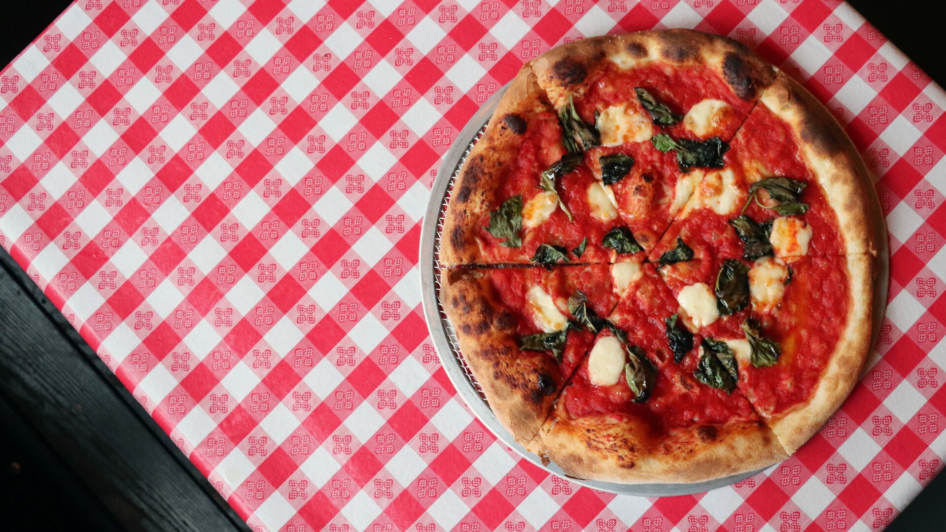Side Project Pizza opens in Maplewood