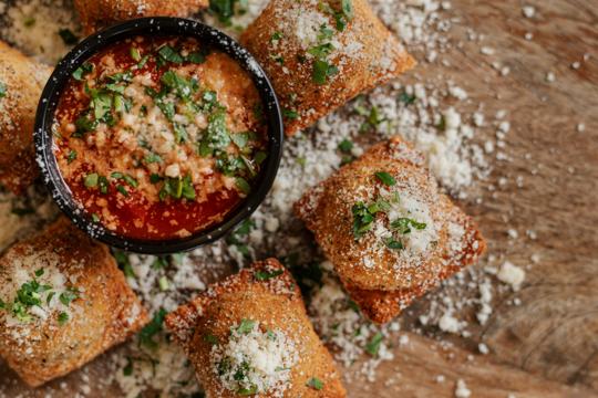 STL Toasted opens second location, this time in The Hill