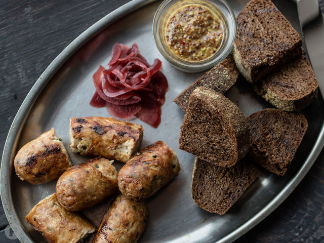 Three Flags Tavern Closes in South City