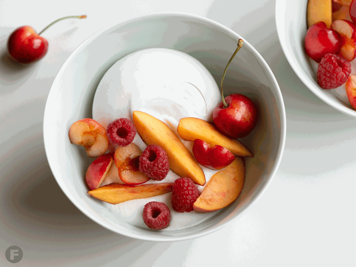 Summer Fruit Pavlovas