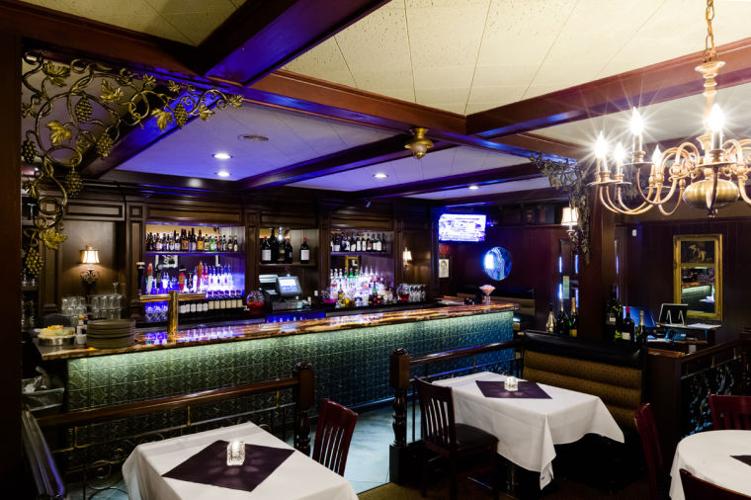Charlie Gitto’s on The Hill Celebrates 32 Years with Renovations, New ...